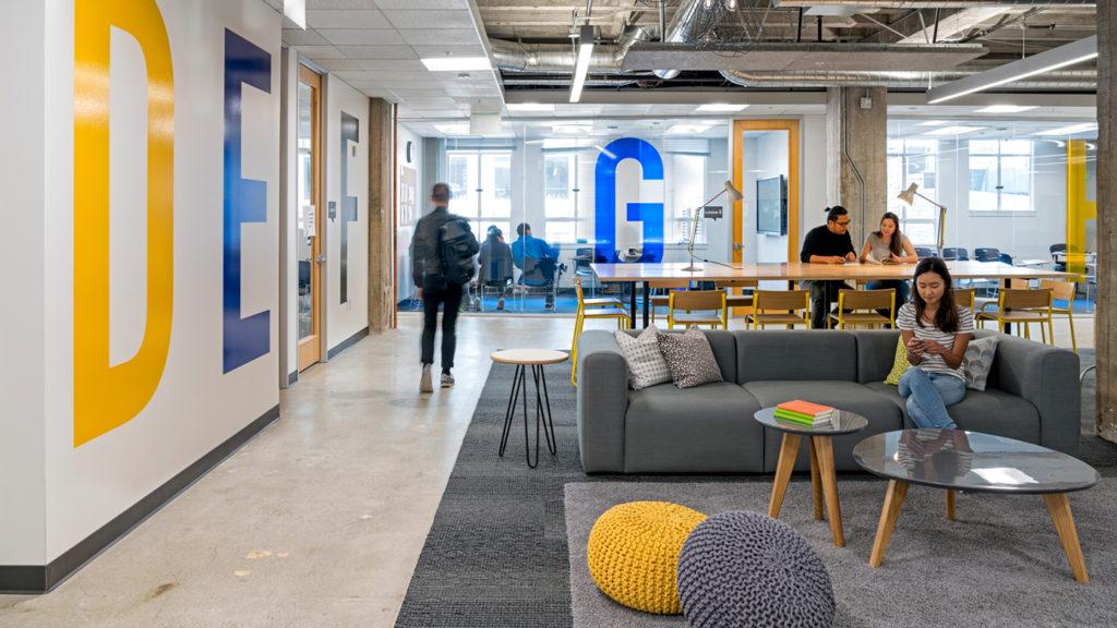 Cambridge Stafford Project Details and Pictures - Dome Construction